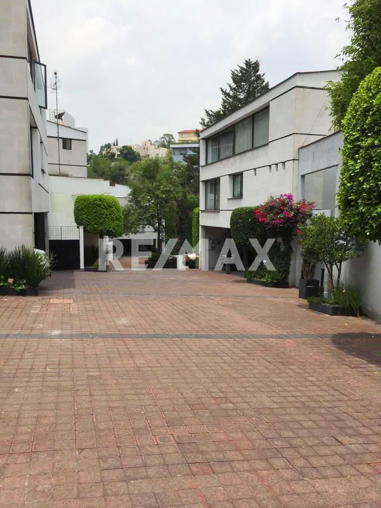 OPORTUNIDAD! Casa Condominio Venta Paseo de los Ahuehuetes Sur 600